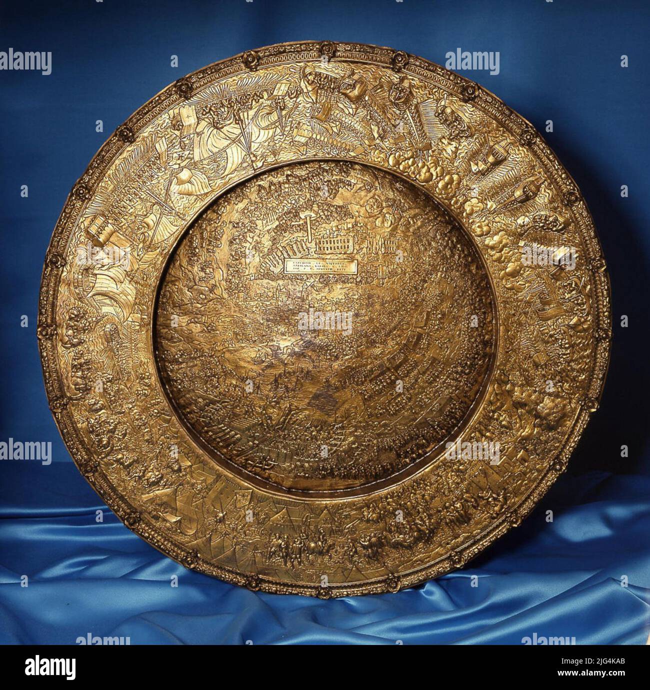 Louvre museum 1793 hi-res stock photography and images - Alamy