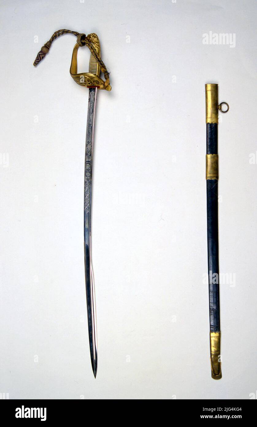 Spanish saber for Navy officer with the crown of the monarchy. Saber ...