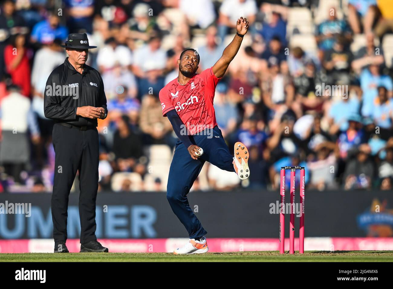 Chris Jordan of England delivers the ball Stock Photo - Alamy