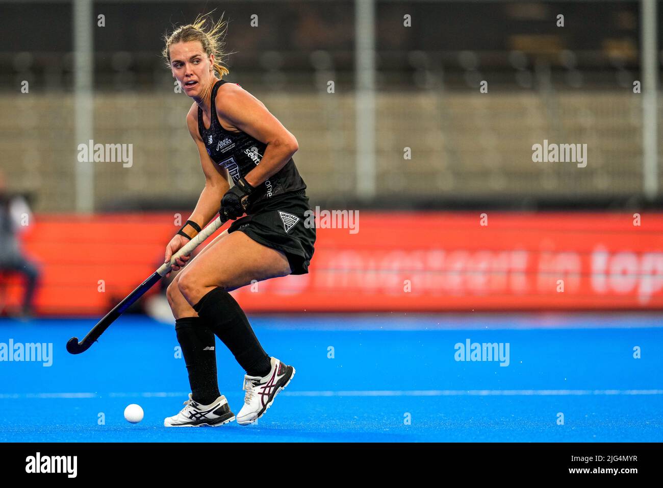 AMSTELVEEN, NETHERLANDS - JULY 7: Frances Davies of New Zealand during ...