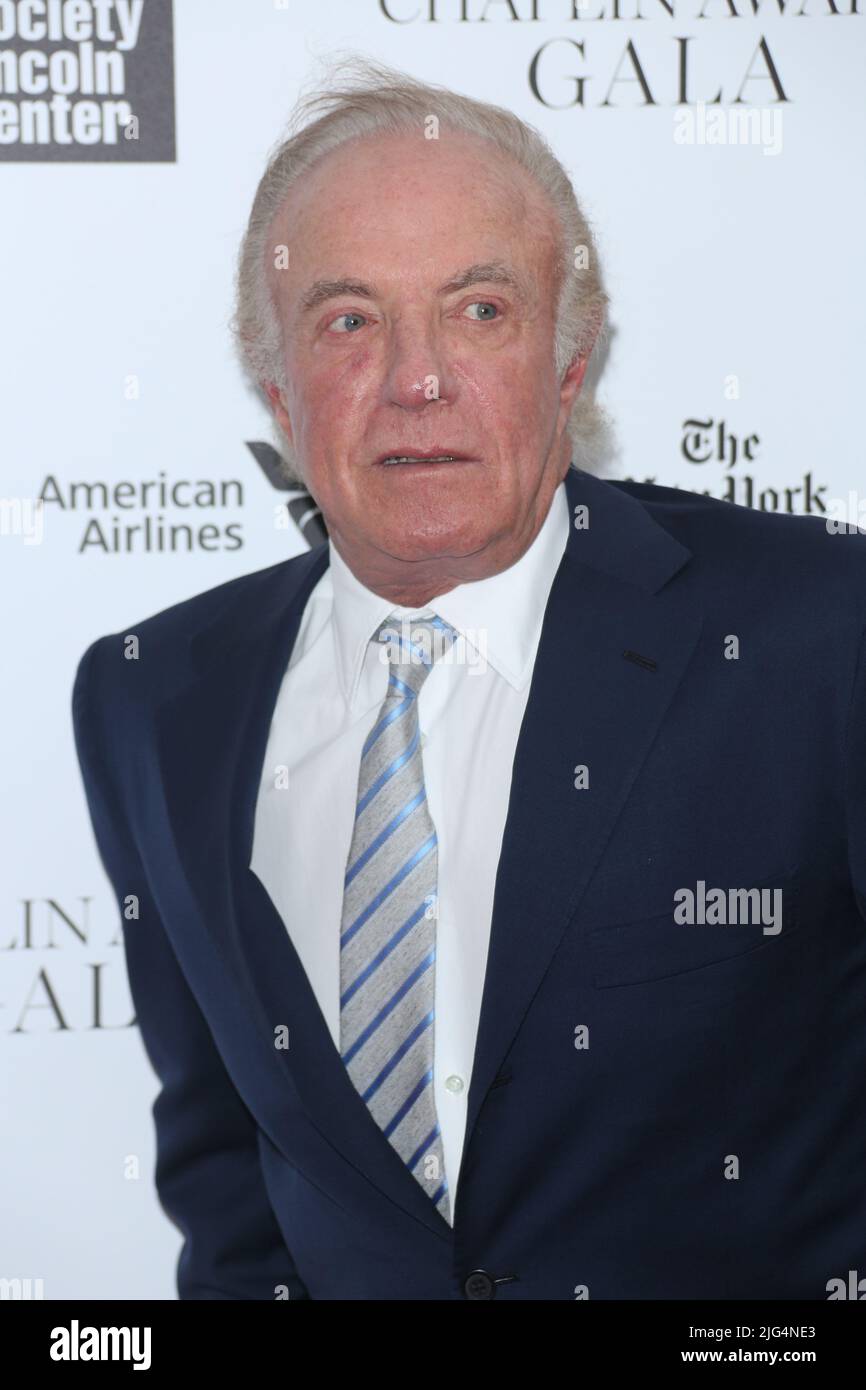 Actor James Caan attends the 41st Annual Chaplin Award Gala at Avery ...