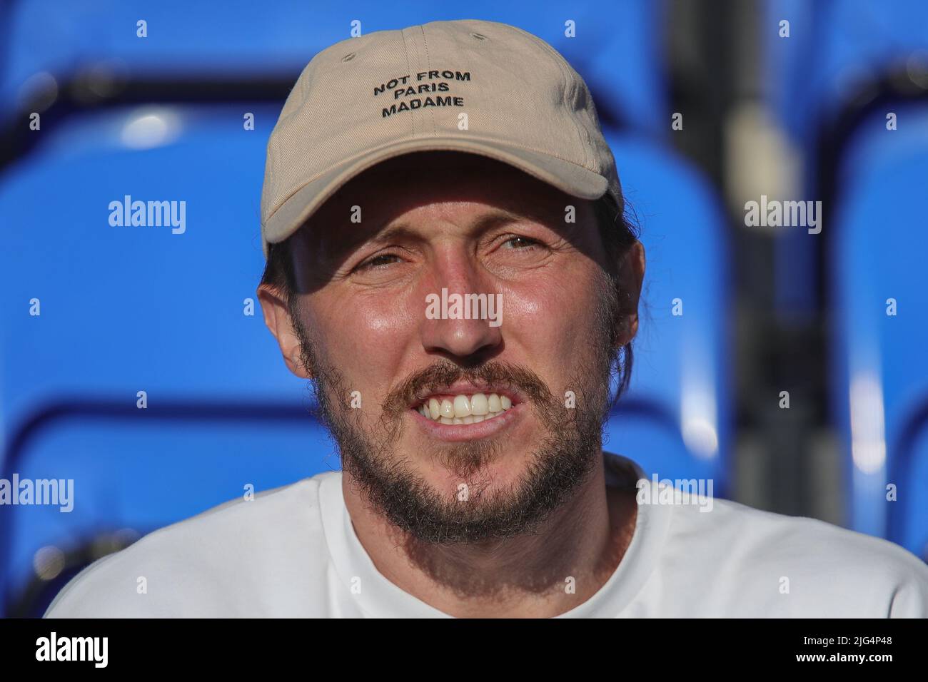Luke ayling vice captain hi-res stock photography and images - Alamy