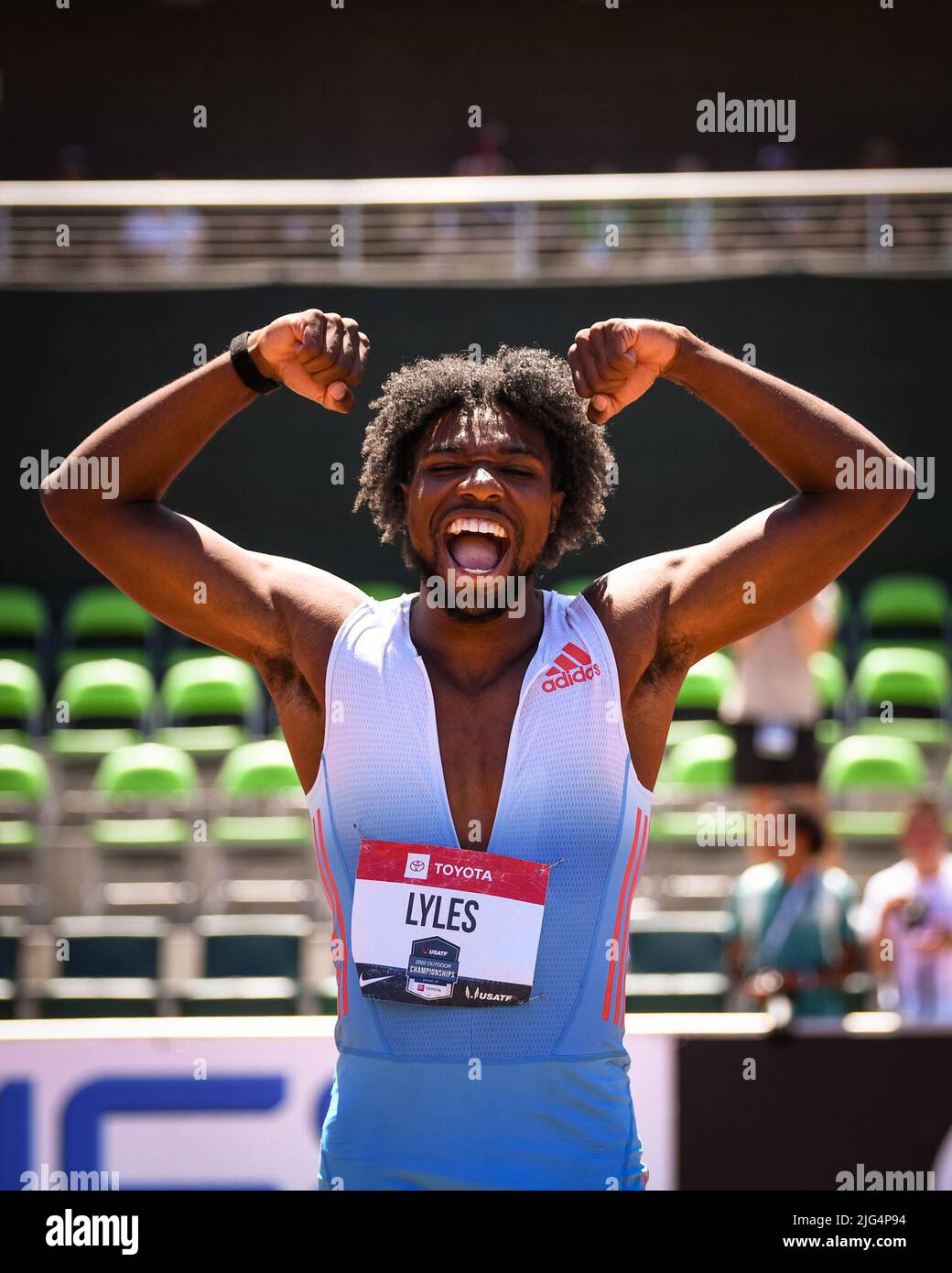 Noah Lyles flexes following his victory in the Toyota men’s 200m final ...