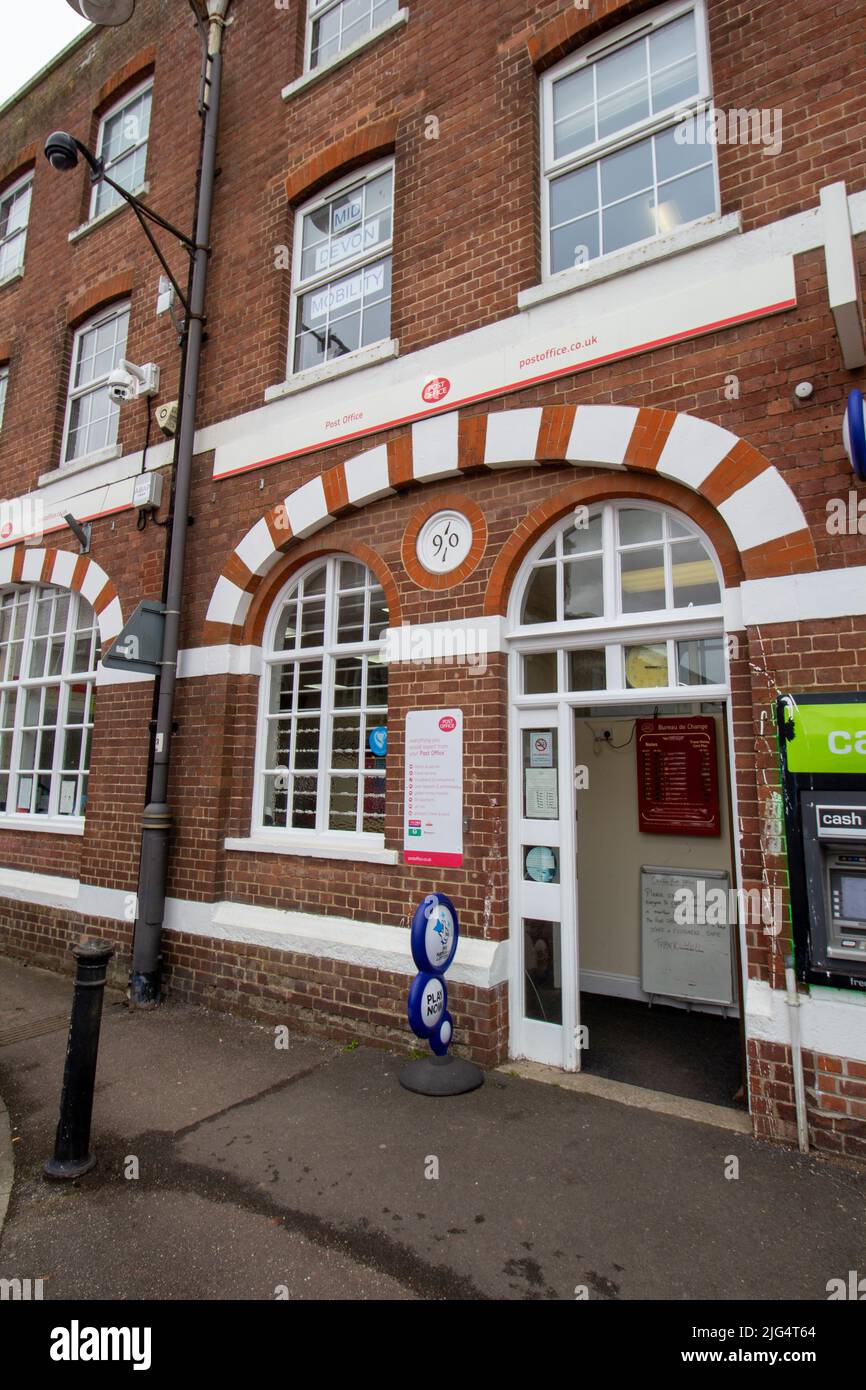 CREDITON, DEVON, UK - APRIL 6, 2022 the Post Office and shop on Market ...