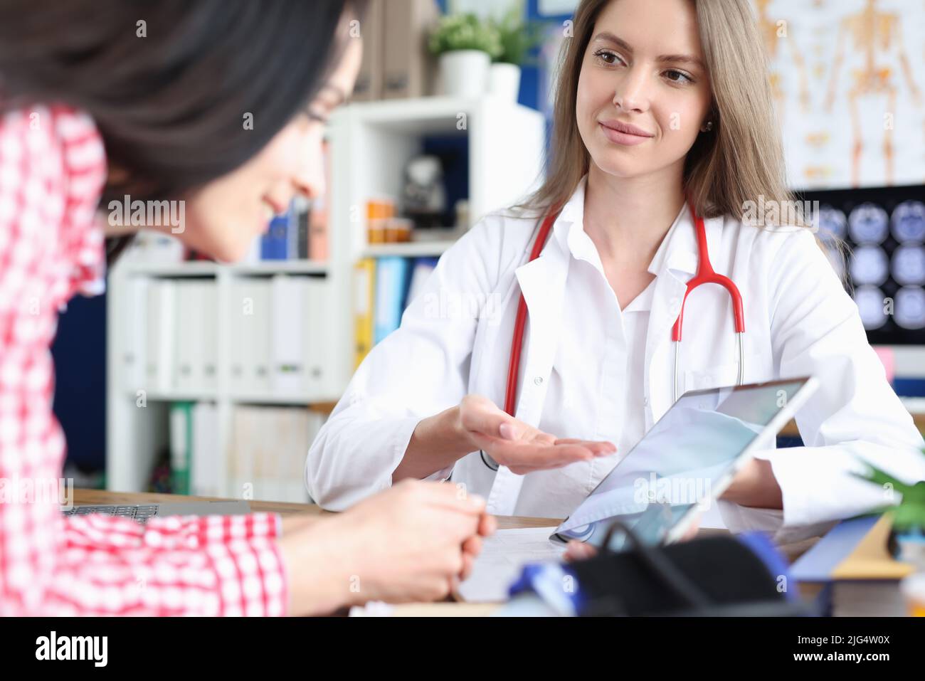 Doctor consultation test result hi-res stock photography and images - Alamy