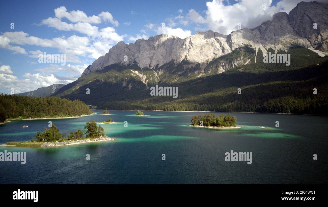 Eibsee inseln hi-res stock photography and images - Alamy