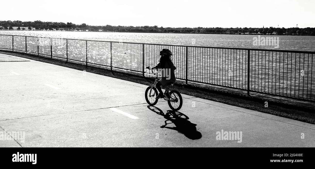 Cycling shadows hi-res stock photography and images - Alamy