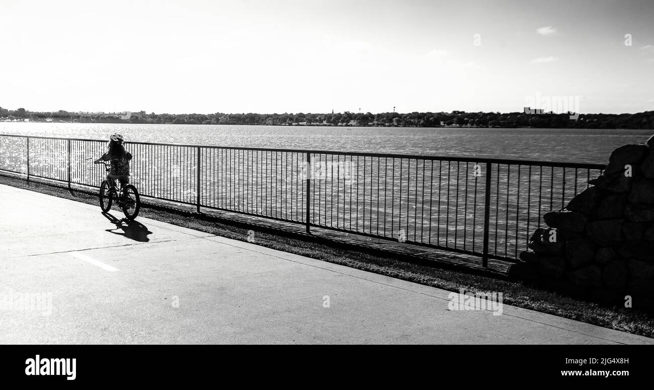 Cycling shadows hi-res stock photography and images - Alamy