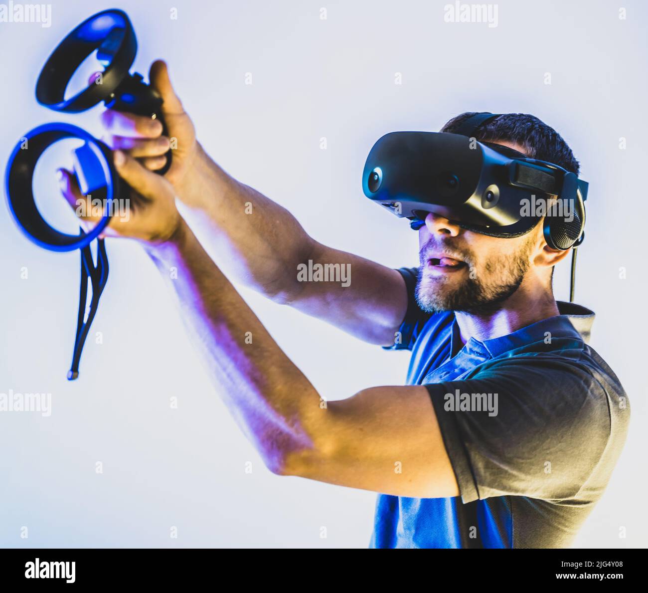 Futuristic gaming setup hi-res stock photography and images - Alamy
