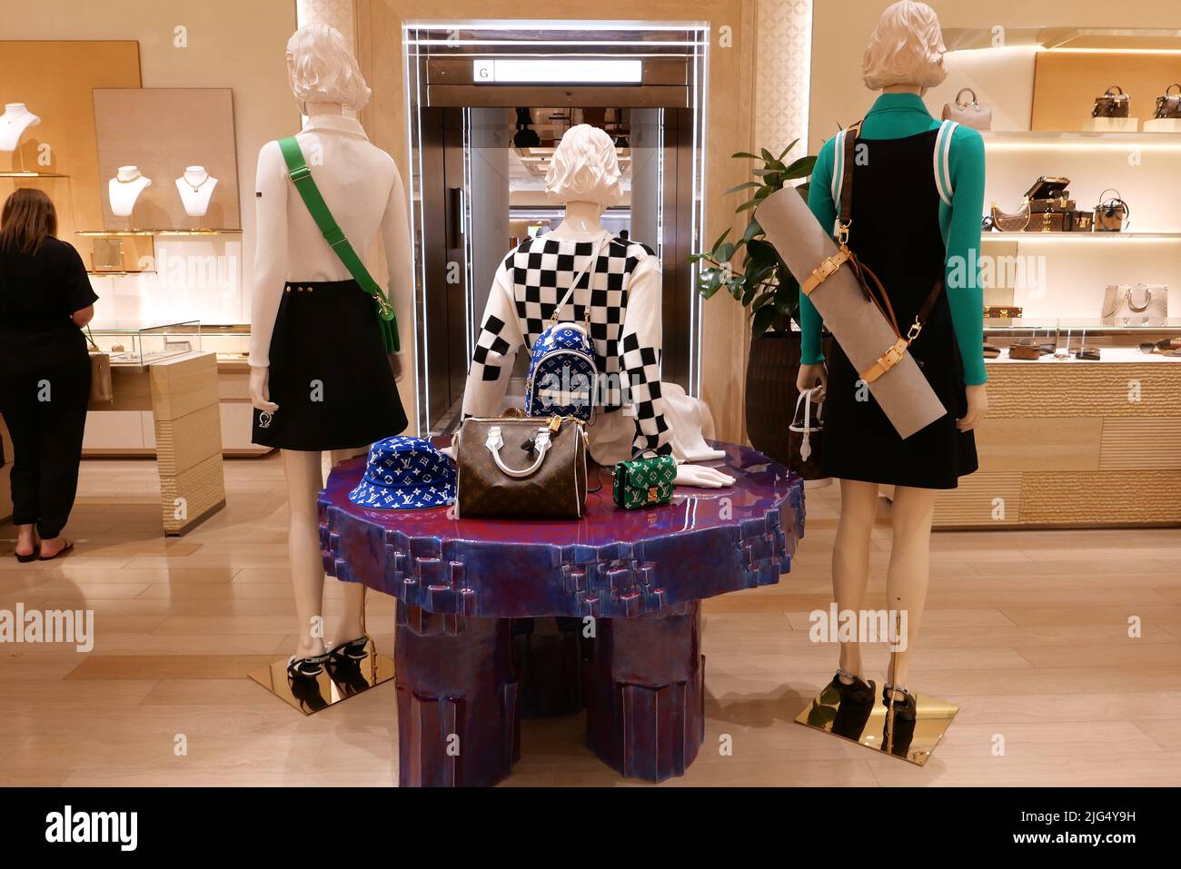 Harrods Limited is a department store located on Brompton Road in ...