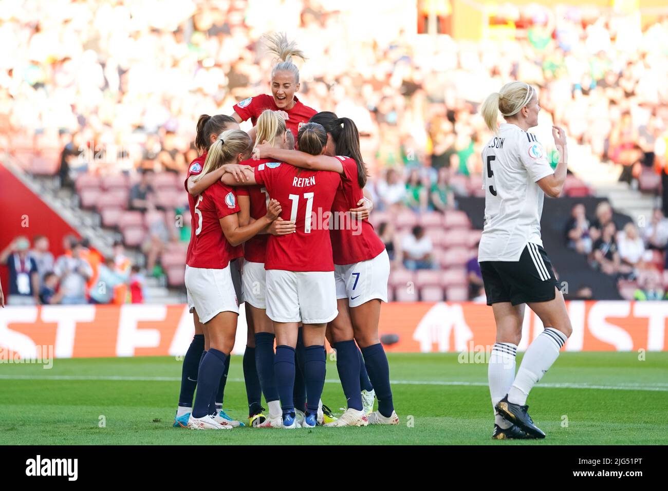 Womens euros 2022 northern ireland hi-res stock photography and images ...