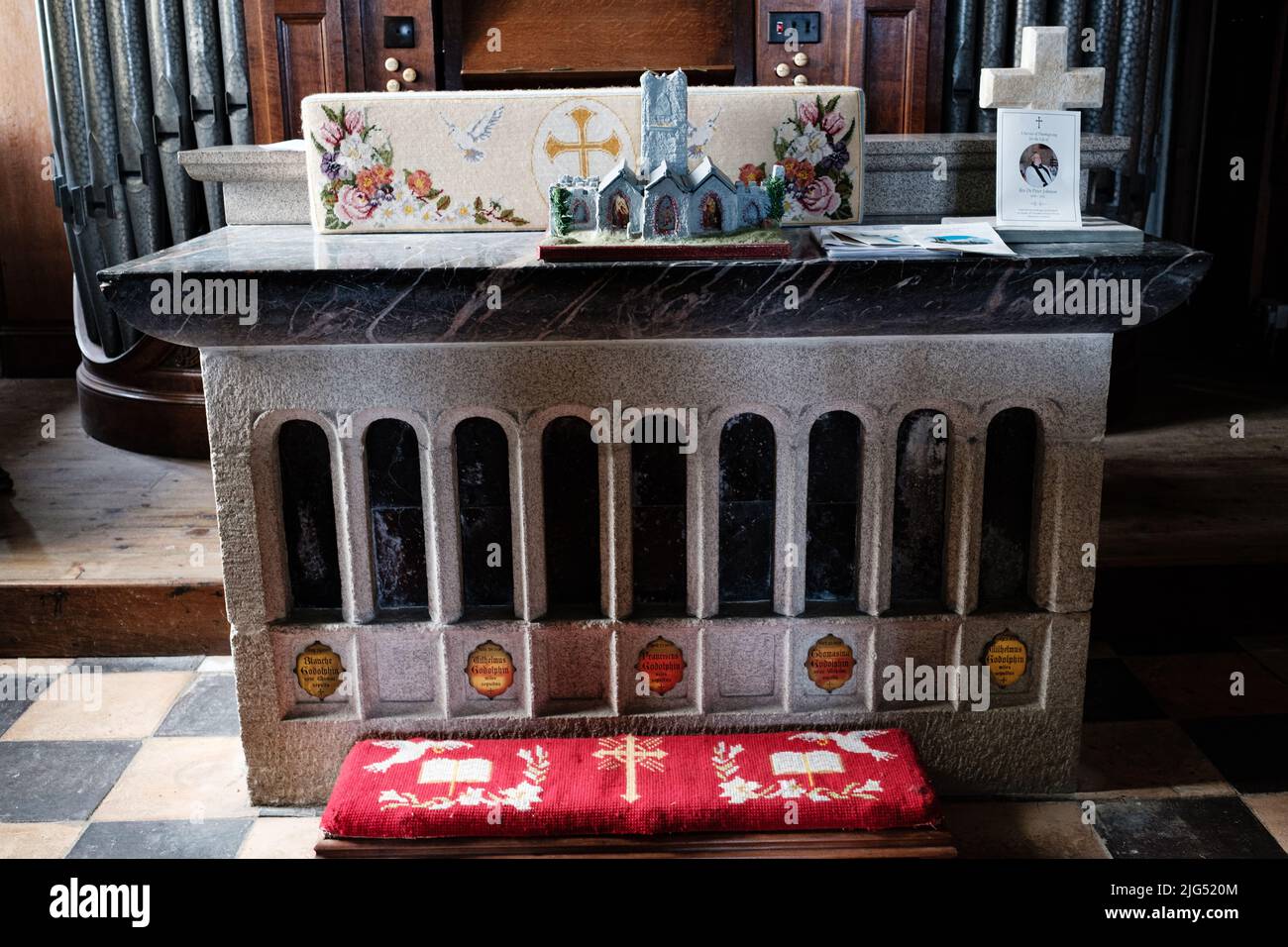 Breage church hi-res stock photography and images - Alamy