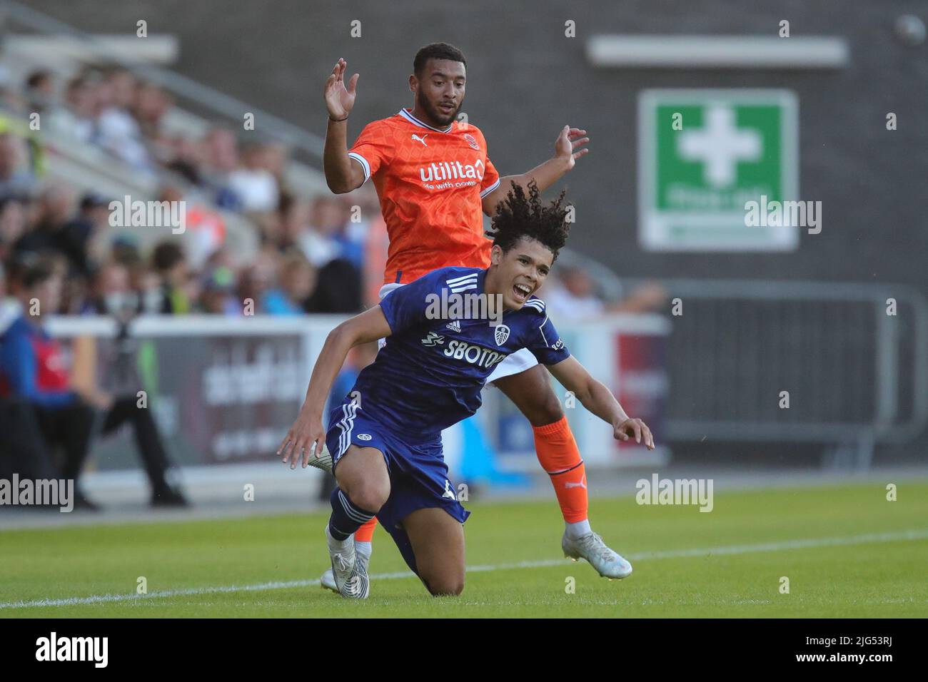 Jeremiah mullen of leeds united hi-res stock photography and images - Alamy