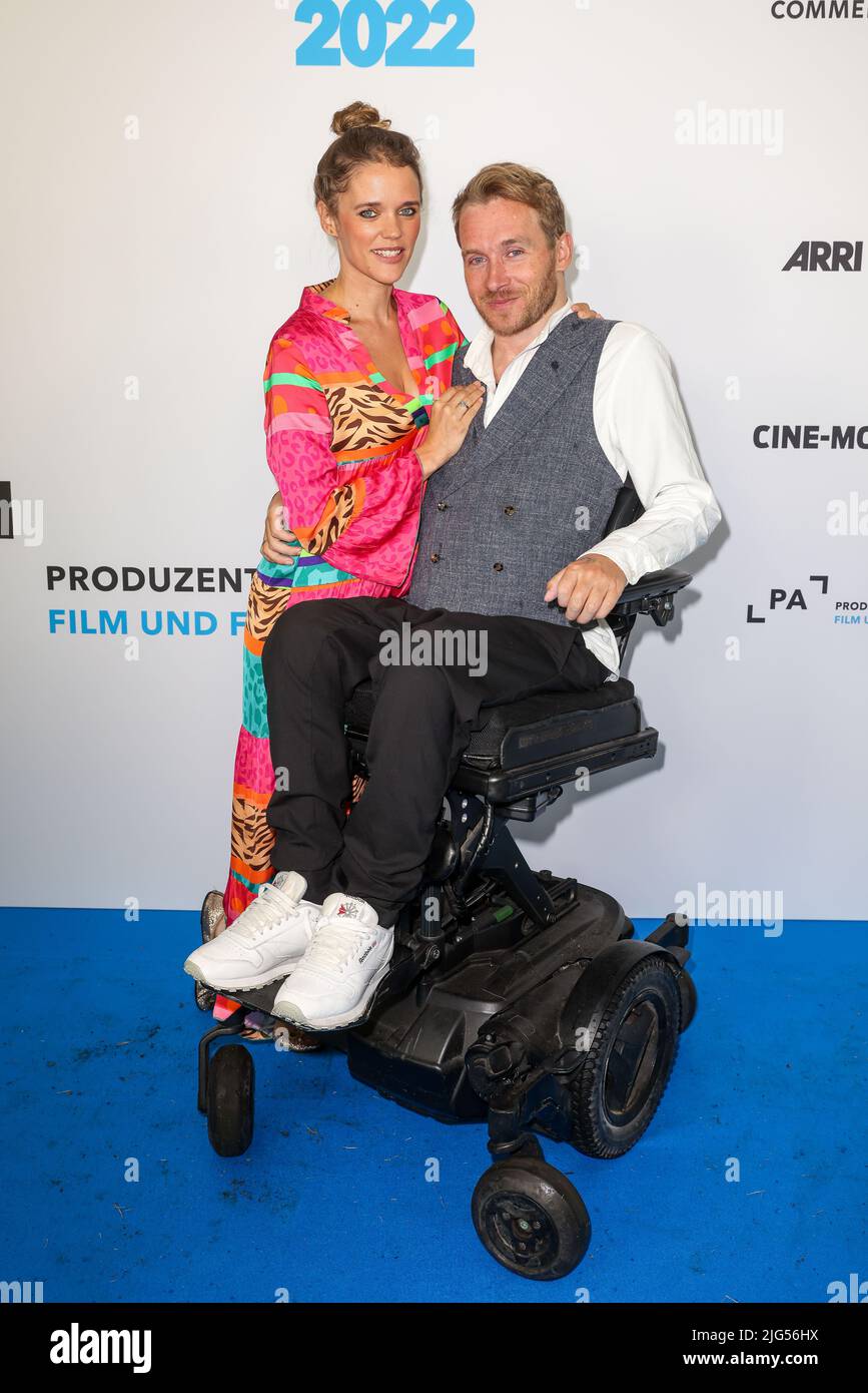 Sarah elena timpe hi-res stock photography and images - Alamy