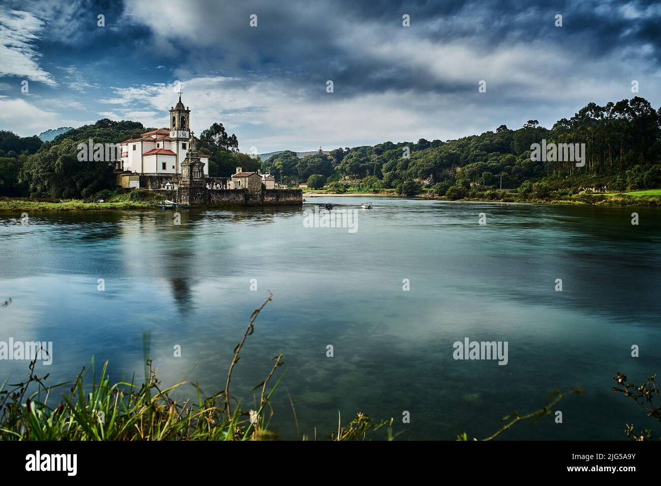 Playa iglesia hi-res stock photography and images - Alamy