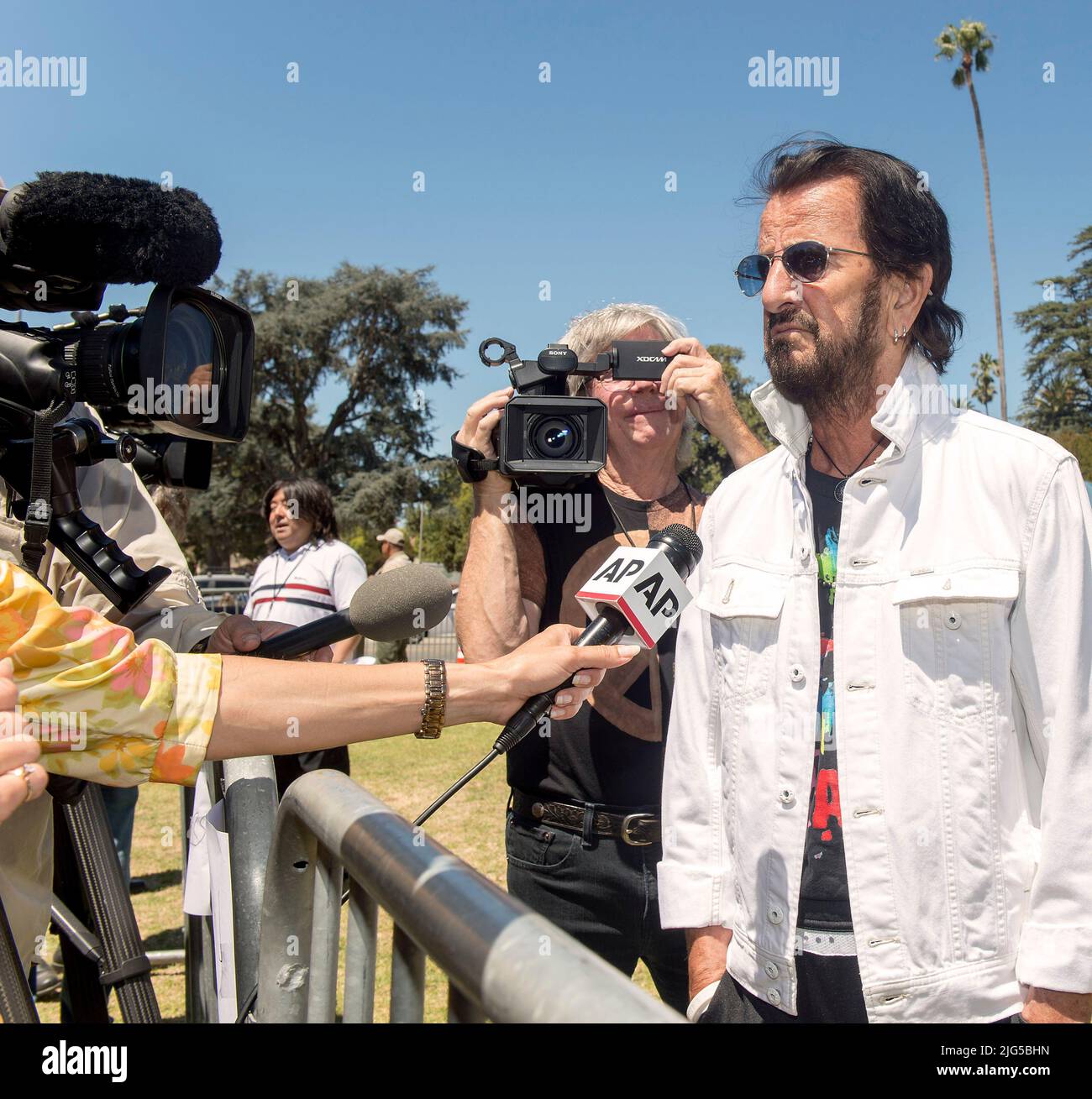 July 07, 2022 - Beverly Hills, California, USA - RINGO STARR celebrates ...
