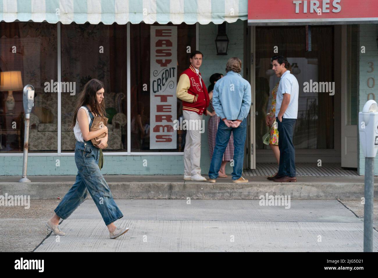 WHERE THE CRAWDADS SING, Daisy Edgar-Jones (left), 2022. photo: Michele ...