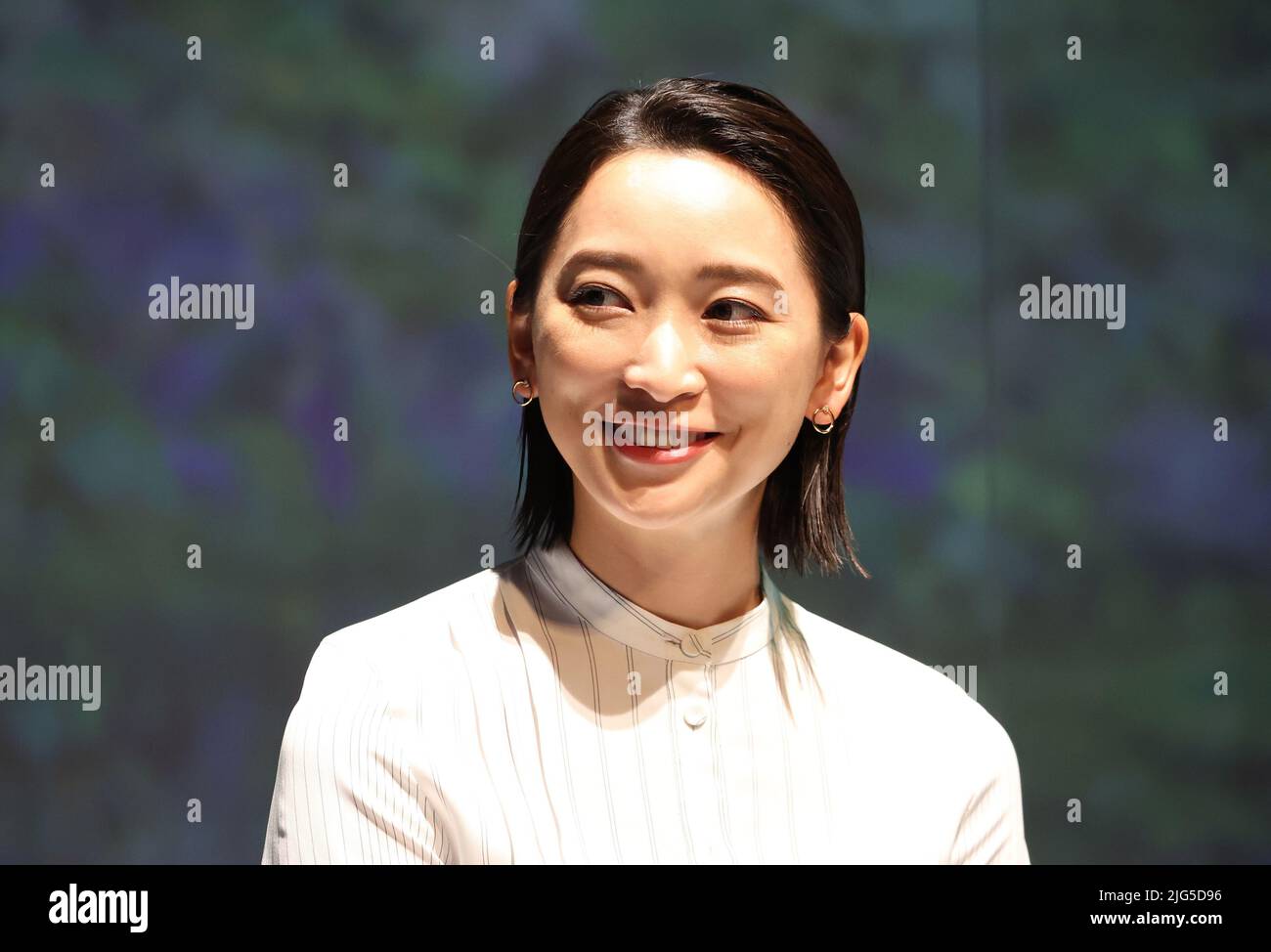 Tokyo, Japan. 7th July, 2022. Japanese actress Anne Watanabe, daughter ...