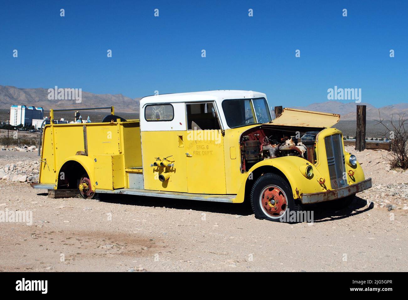 Retired fire apparatus hi-res stock photography and images - Alamy
