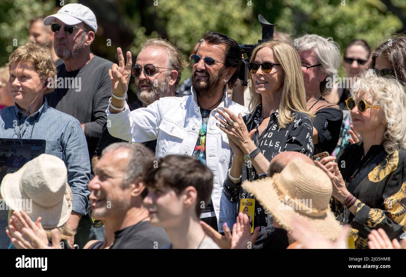 July 07, 2022 - Beverly Hills, California, USA - With his wife, BARBARA ...