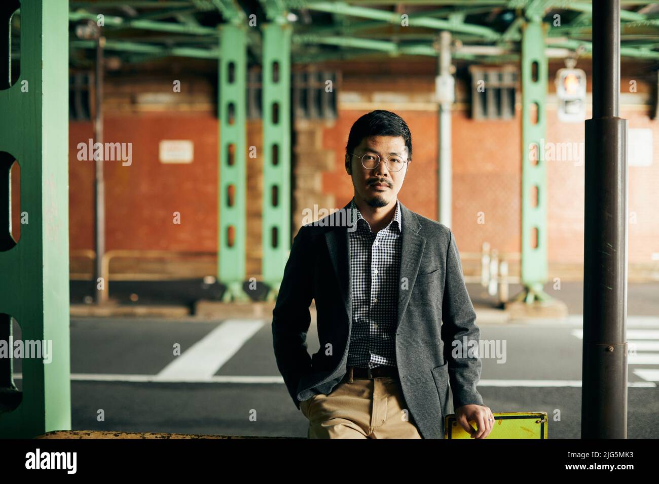 Japanese man portrait Stock Photo - Alamy