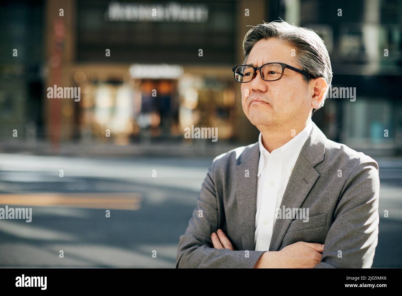 Japanese man portrait Stock Photo - Alamy