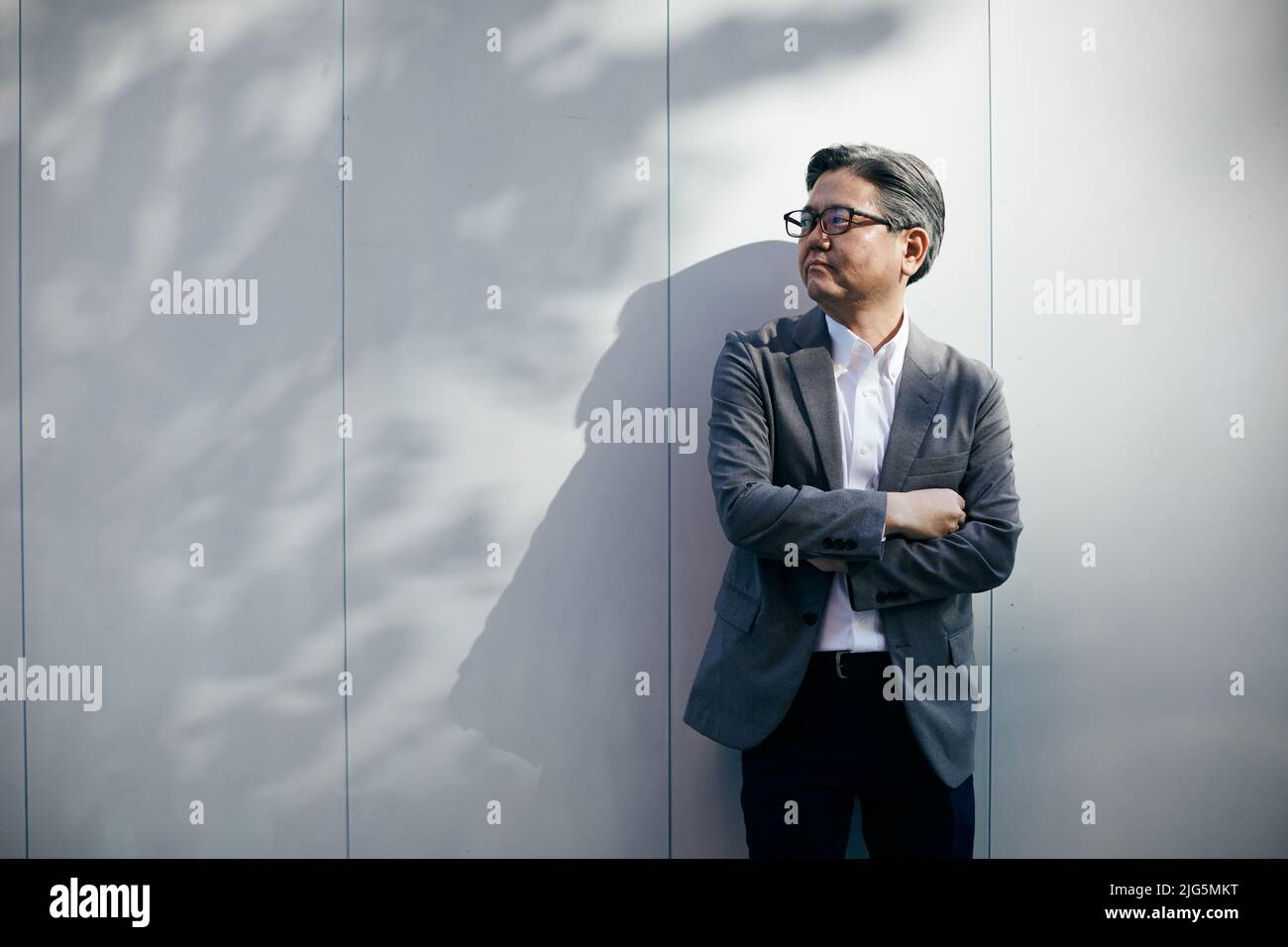 Japanese man portrait Stock Photo - Alamy