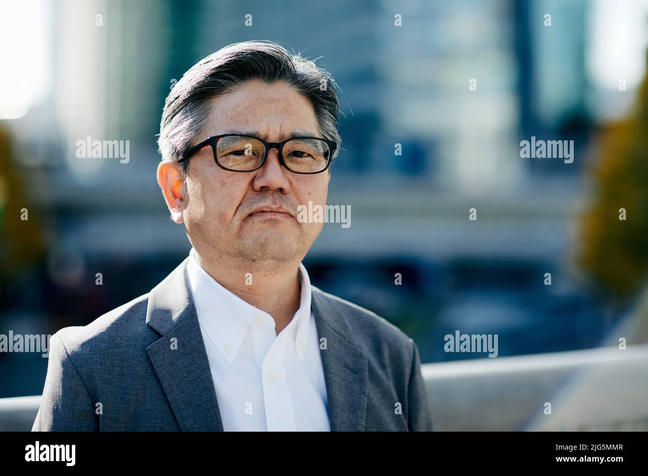 Japanese man portrait Stock Photo - Alamy