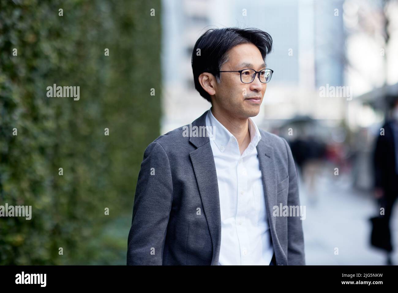 Japanese man portrait Stock Photo - Alamy