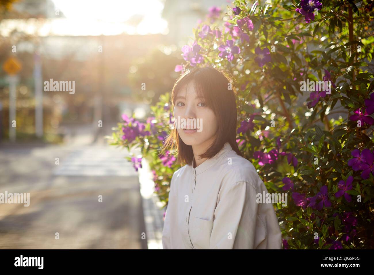 Japanese woman portrait Stock Photo - Alamy