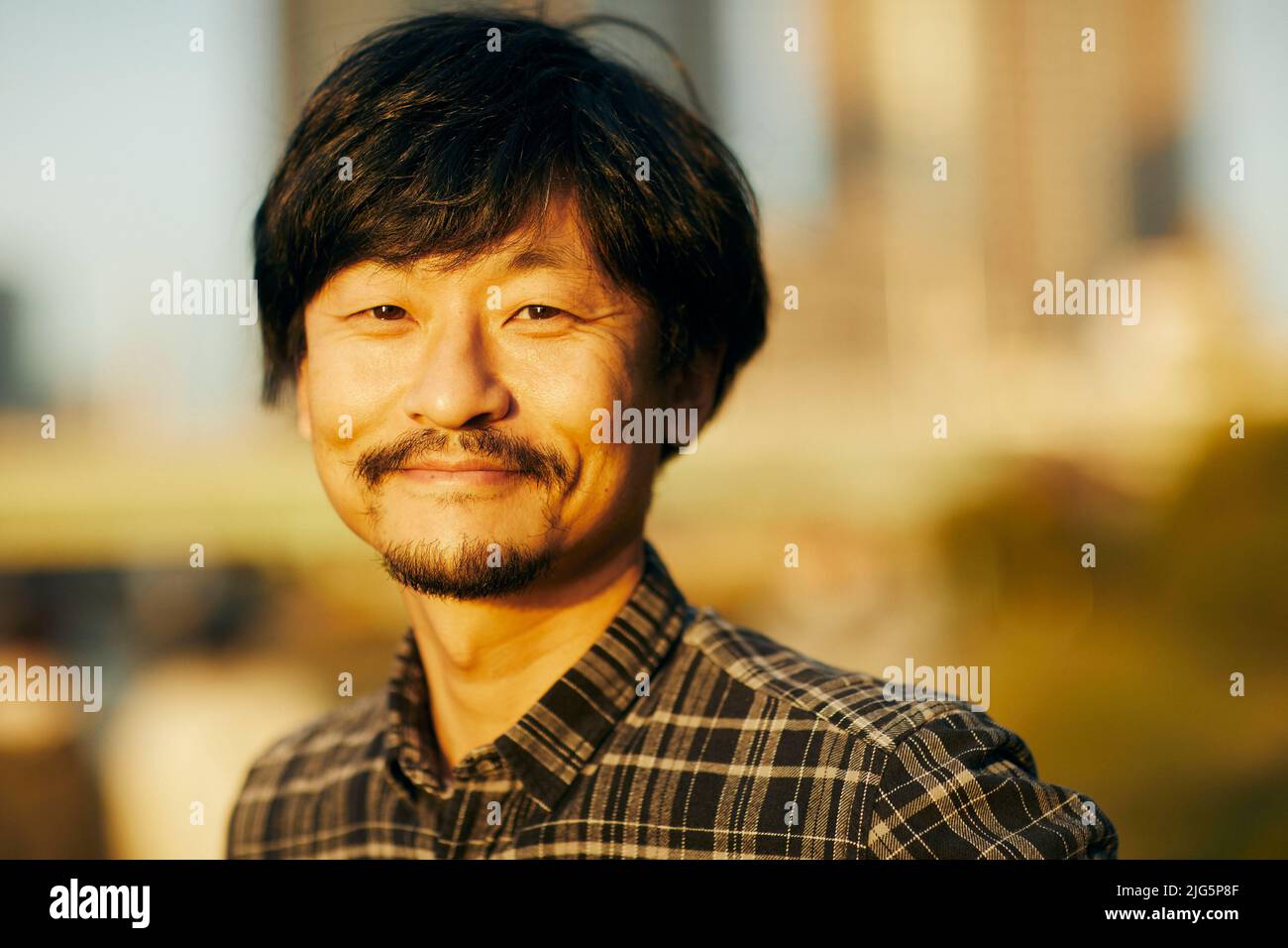 Japanese man portrait Stock Photo - Alamy