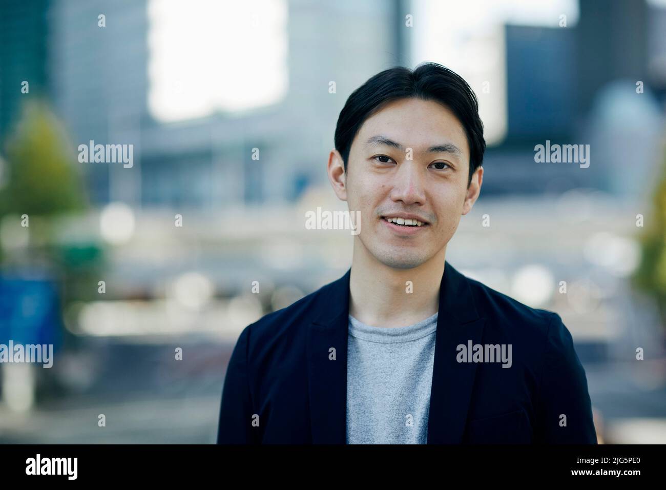 Japanese man portrait Stock Photo - Alamy