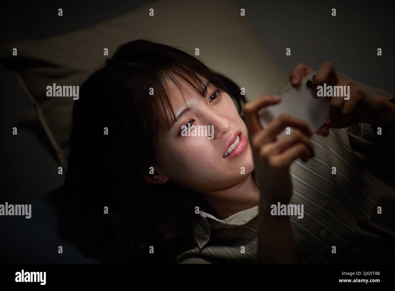 Japanese woman sleeping dark hi-res stock photography and images - Alamy