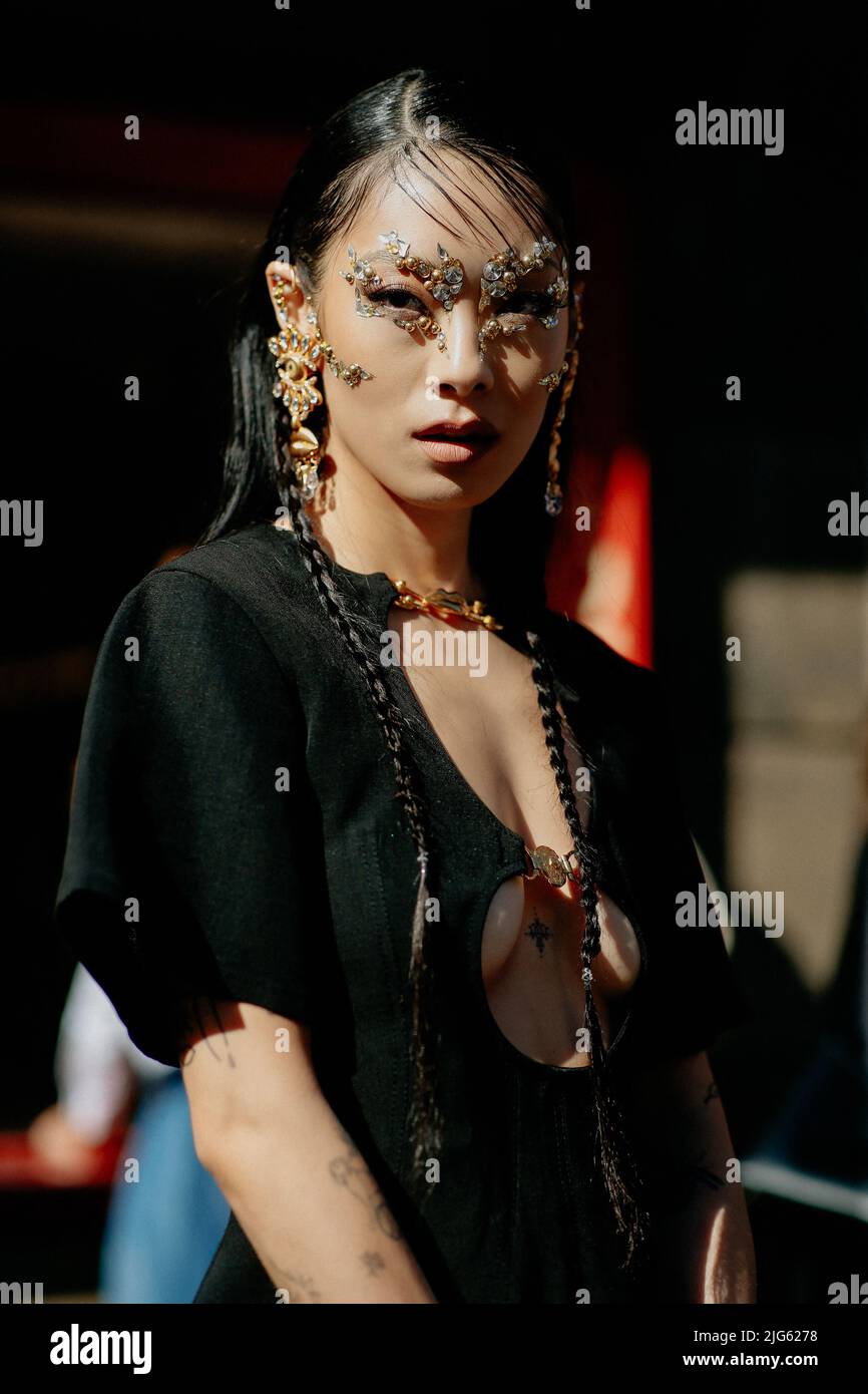 Street style, Rina Sawayama arriving at Schiaparelli Fall-Winter 2022-2023 Haute Couture show ...