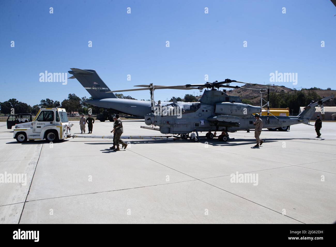U.S. Marines with Marine Light Attack Helicopter Squadron (HMLA) 267 ...