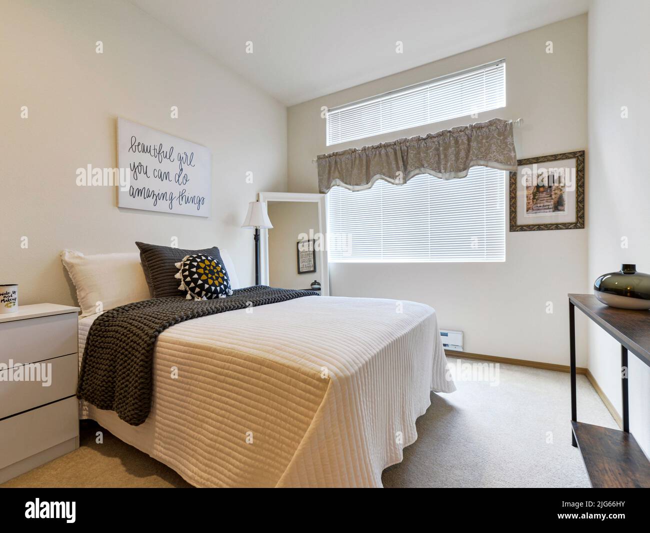Bedroom interior design home hi-res stock photography and images - Alamy