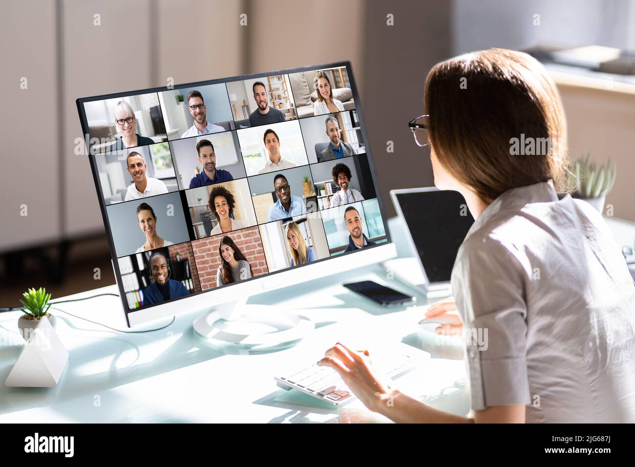 Virtual Video Conference Business Meeting On Computer Stock Photo - Alamy