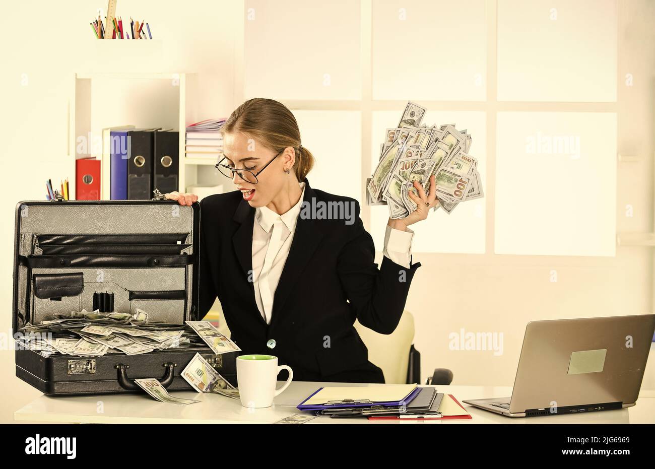 Investing money. Financial insurance. Personal accountant. Richness and ...