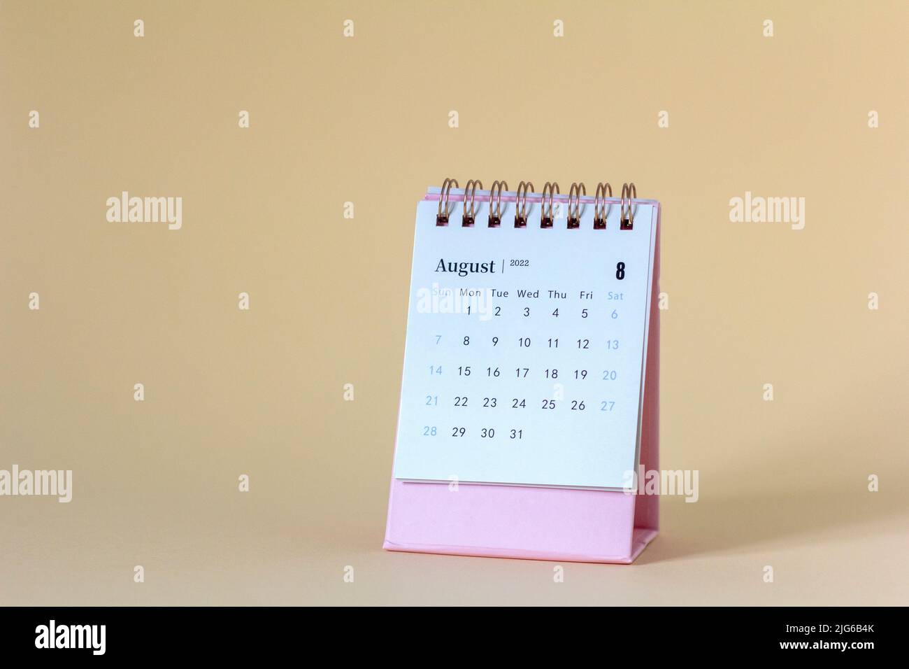 Desktop calendar for August 2022. Calendar for planning and managing ...