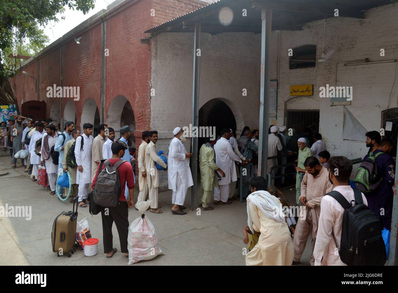 Pakistan, 07/07/2022, Pakistani people boarding on the roof top of a ...