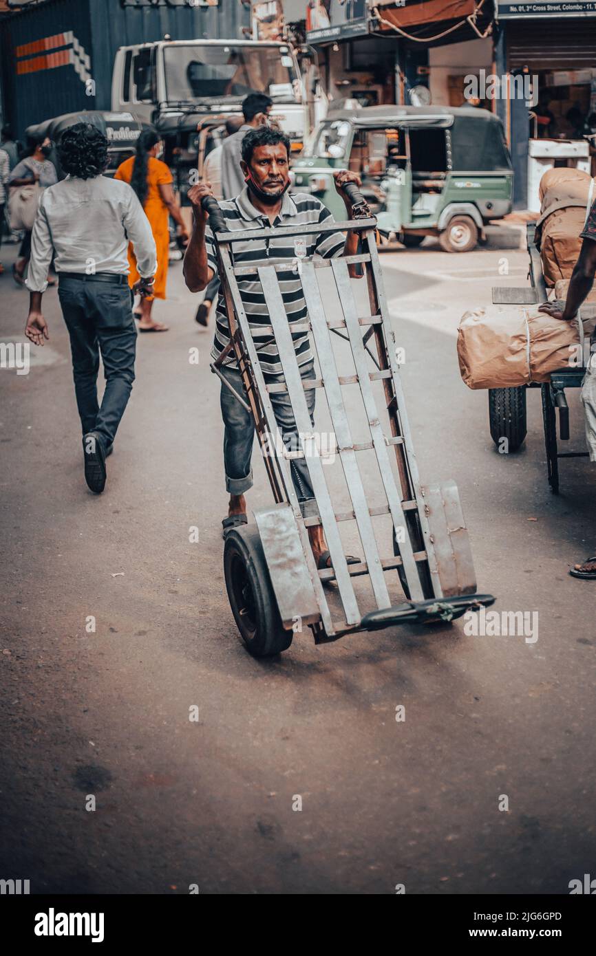 Street photography, Colombo, Pettah, Street photography pettah, travel ...