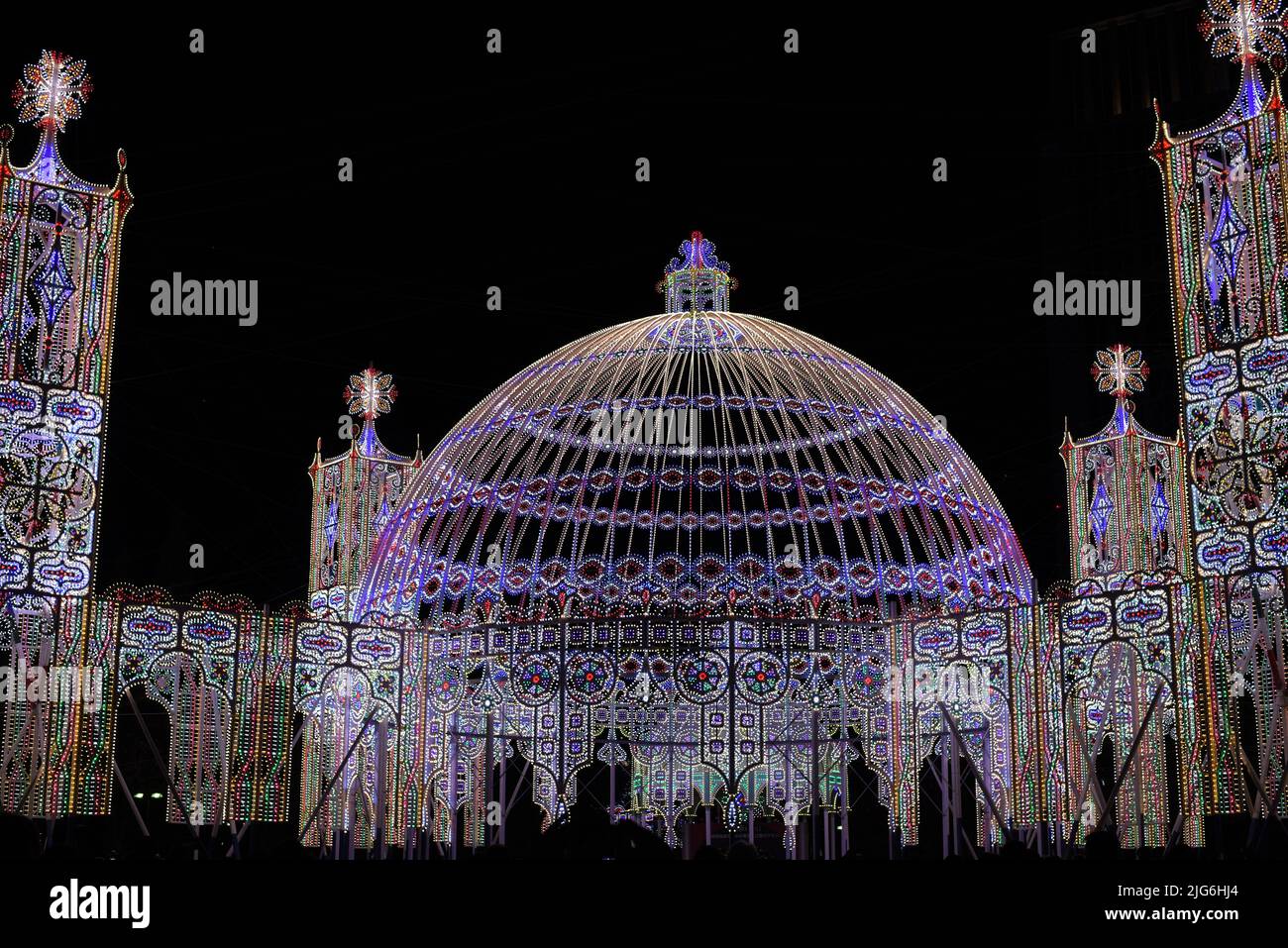 Luminous light hi-res stock photography and images - Alamy