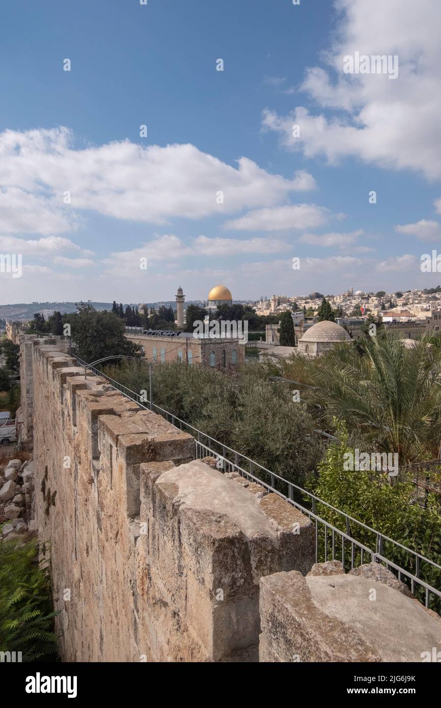 Dome of The Rock Touring the Promenade on the Ramparts of the Walls of ...
