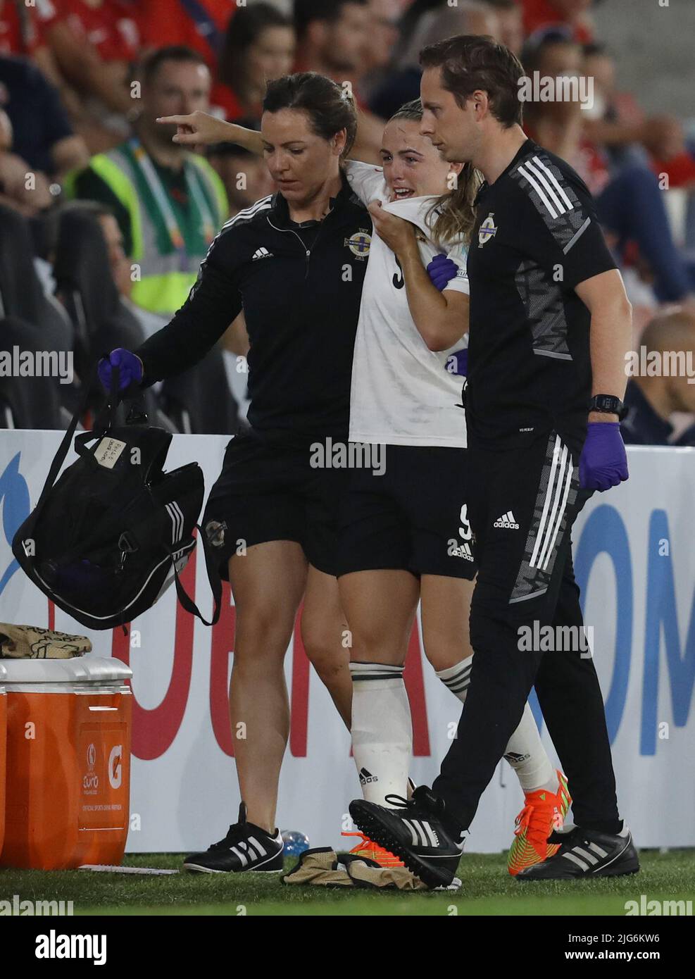 Football international simone magill hi-res stock photography and ...