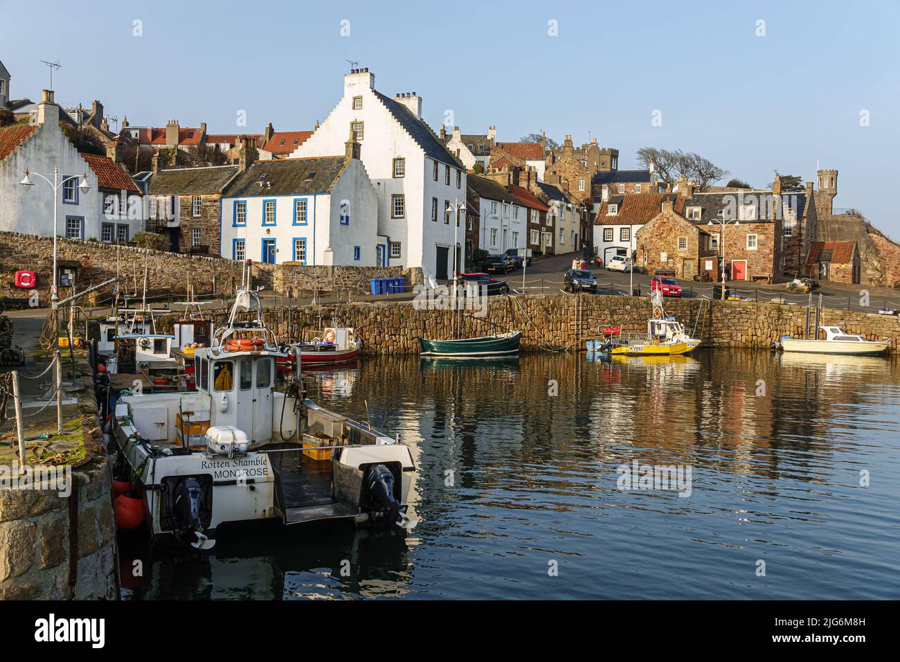 Crail hi-res stock photography and images - Alamy
