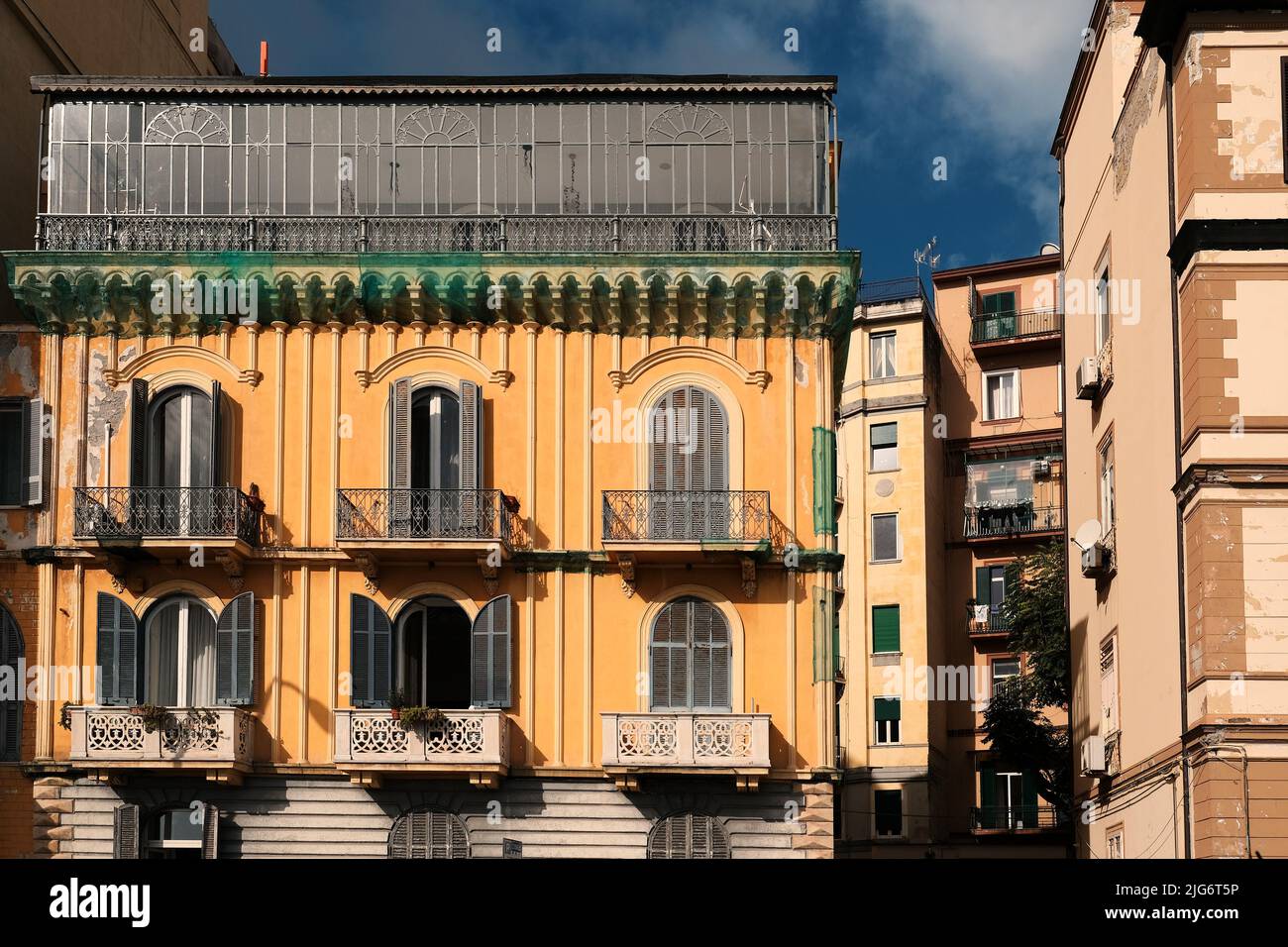 Exterior buildings architecture on the Via Caracciolo ( Lungomare di ...