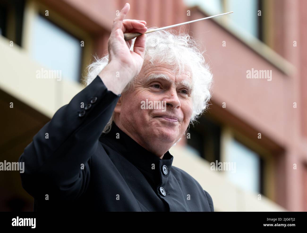 Munich, Germany. 08th July, 2022. Conductor Sir Simon Rattle and the ...