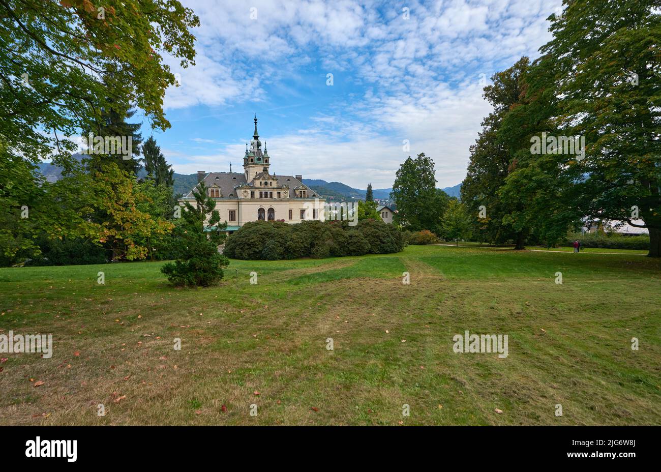 Castle velke brezno hi-res stock photography and images - Alamy