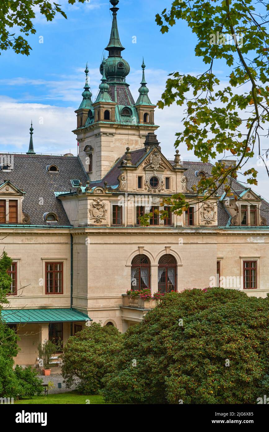 View on Velke Brezno castle, Czech republic Stock Photo - Alamy