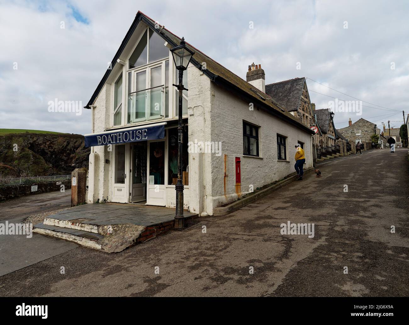 The old school port isaac hi-res stock photography and images - Alamy